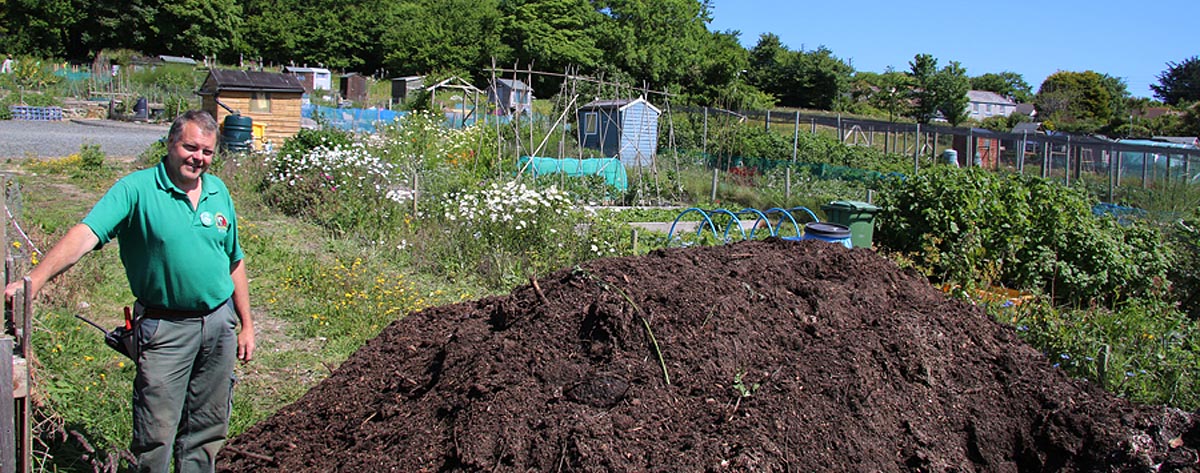 The Gift of Compost! - Paradise Park